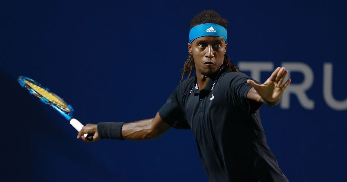 Stunning Ymer passing shot