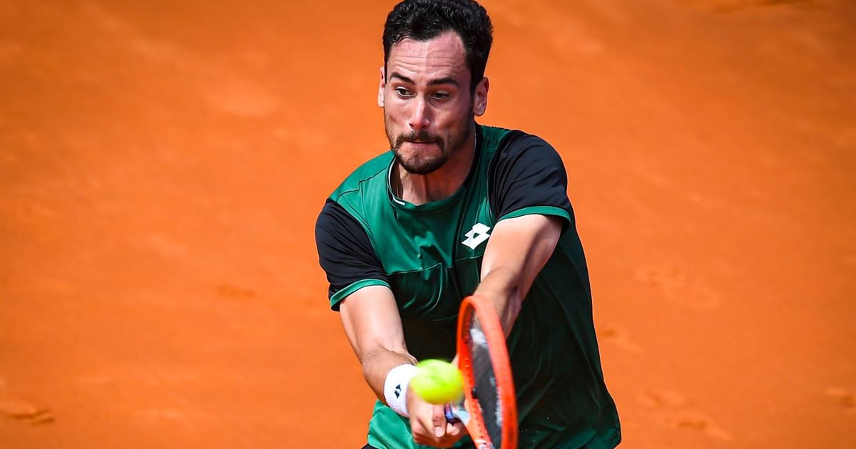 Gianluca Mager v Alex Molcan