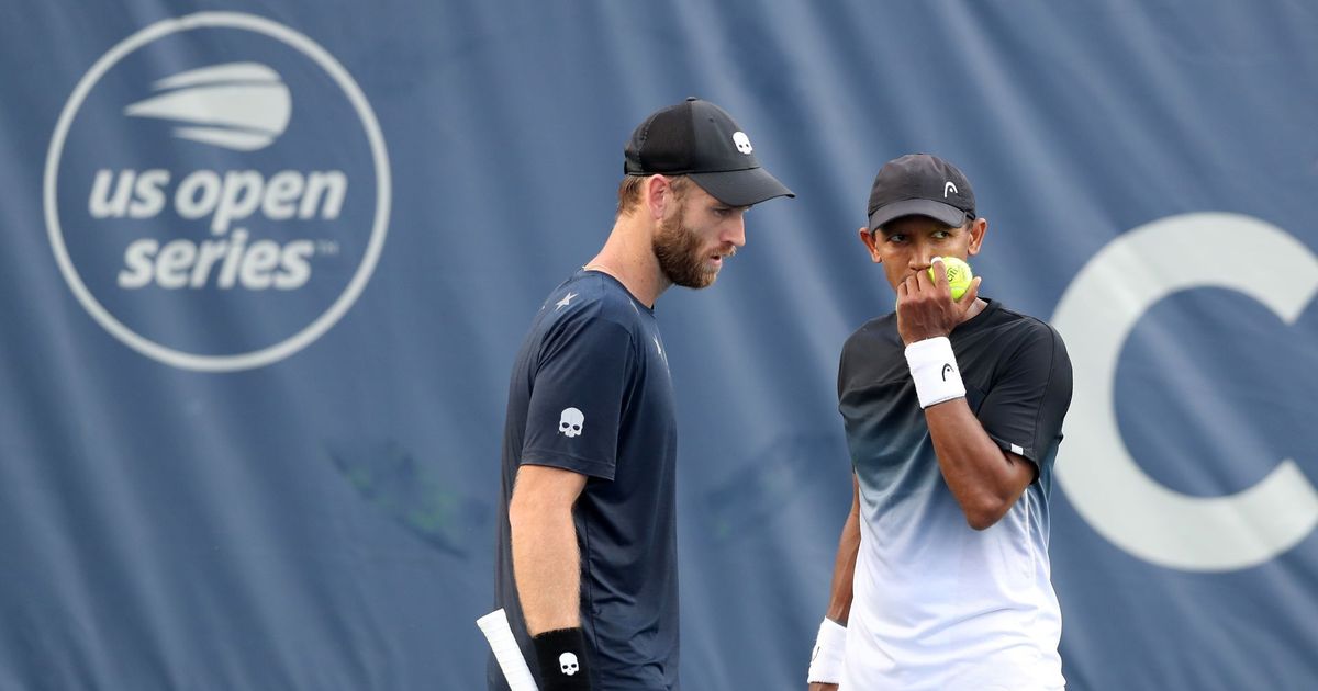 J Rojer & H Tecau v R Klaasen & M Venus