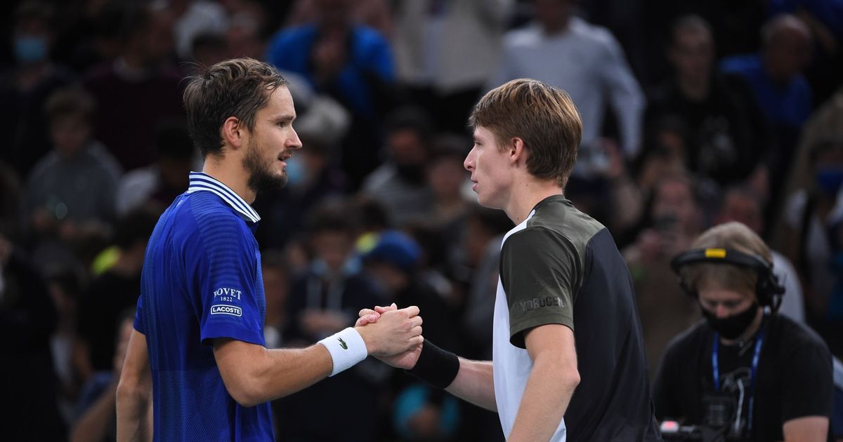 Ilya Ivashka v Daniil Medvedev - Short Highlights