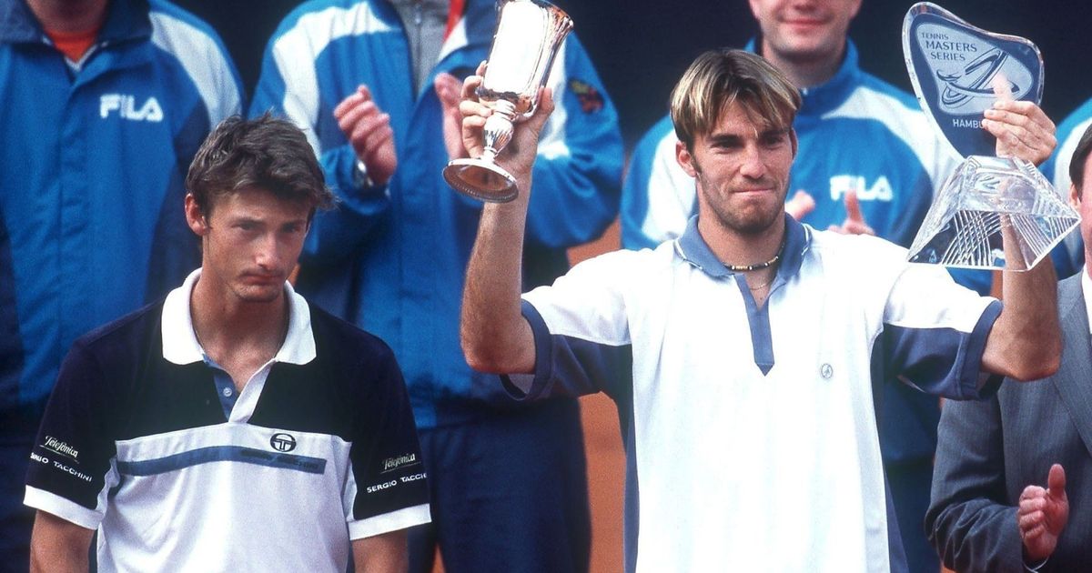 Albert Portas v Juan Carlos Ferrero