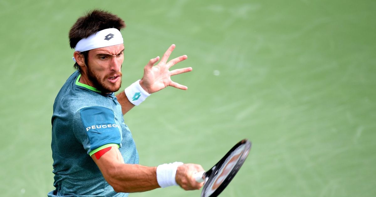 Matteo Berrettini v Leonardo Mayer