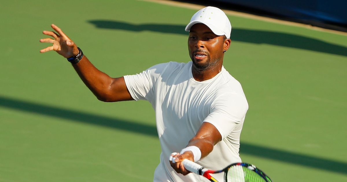 Leonardo Mayer v Donald Young