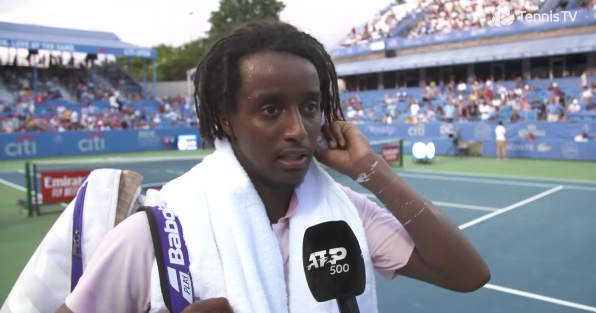 Ymer battles past Murray