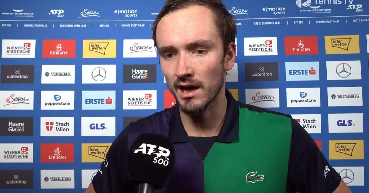 Medvedev overcomes Thiem