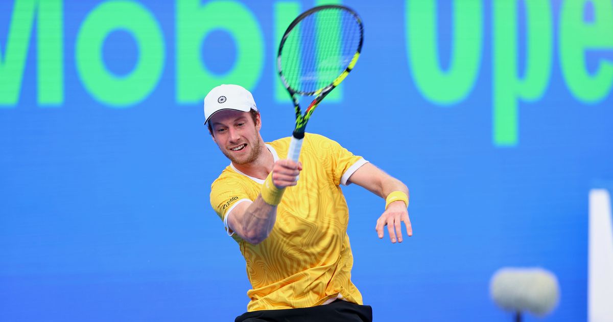 Ilya Ivashka vs Botic van de Zandschulp Highlights