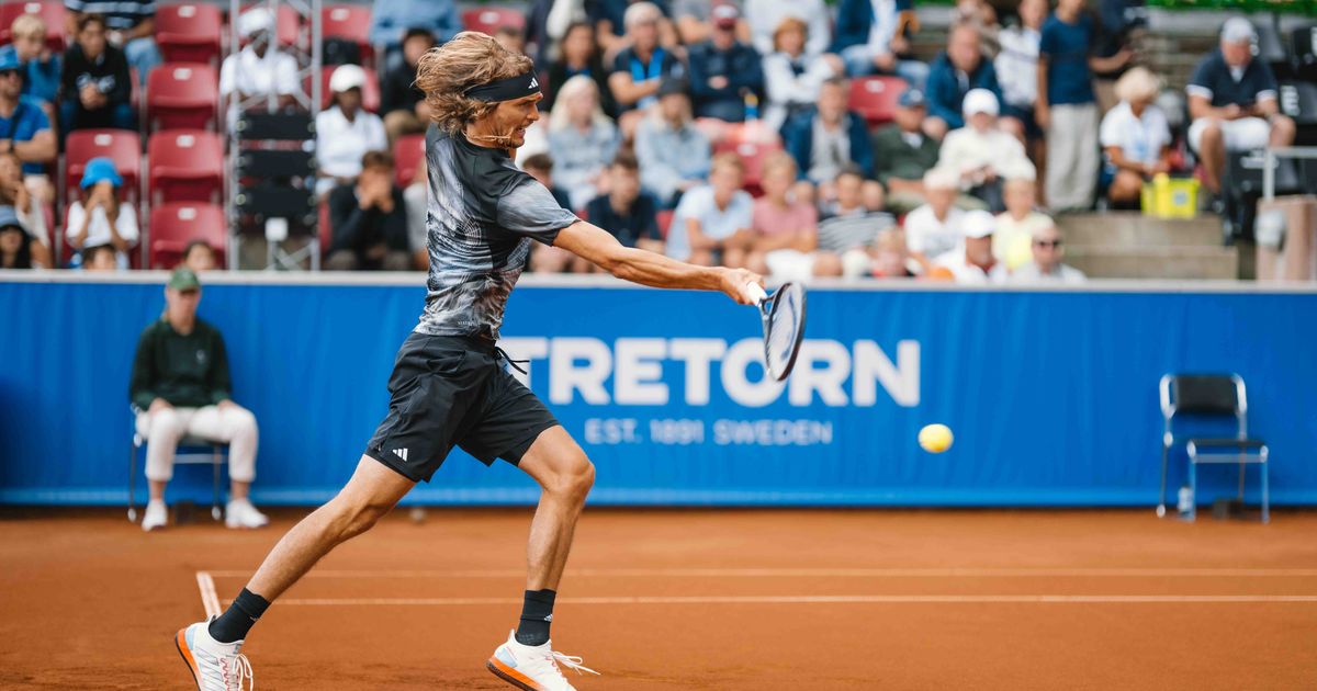 Alexander Zverev vs Alex Molcan