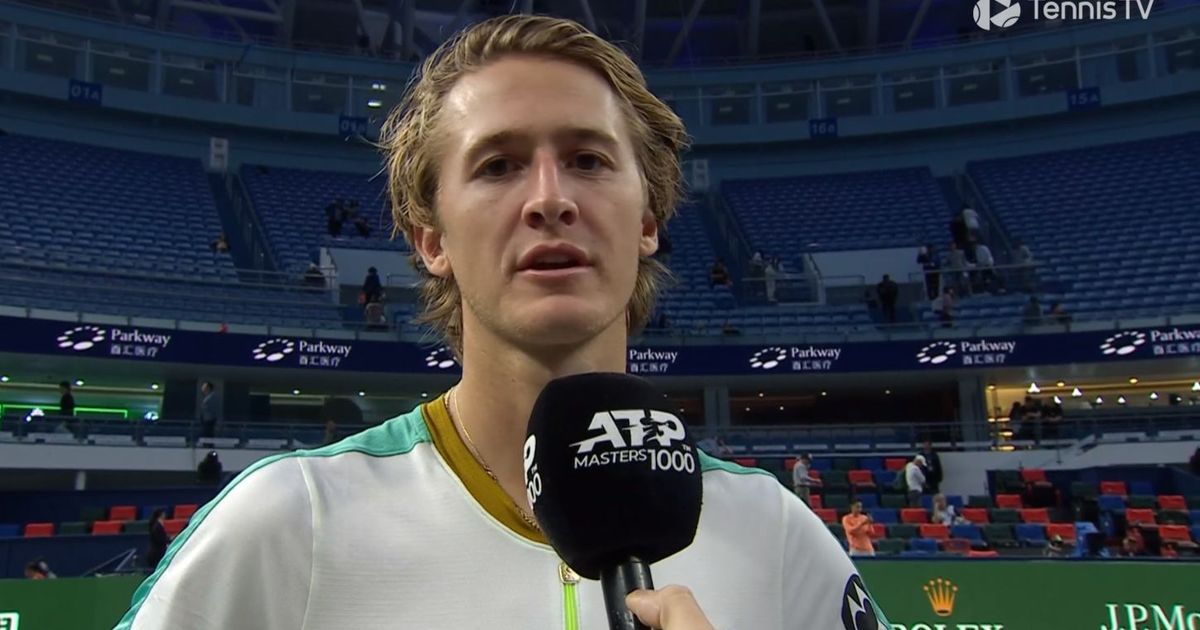 Korda books QF berth