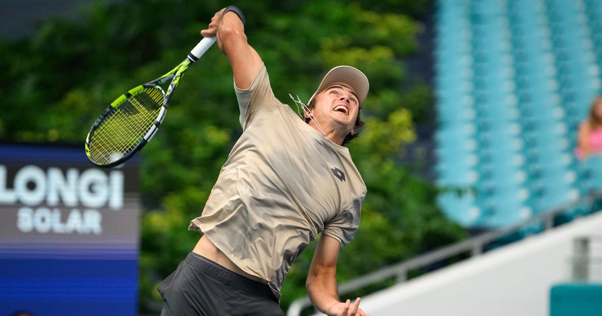 Adam Walton v Lukas Klein - Short Highlights