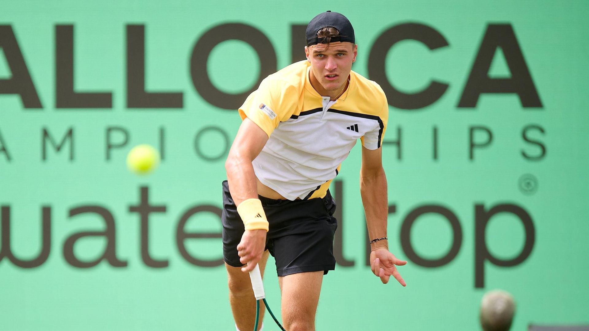 Chun-Hsin Tseng #122 Ranked ATP Tennis Player - Videos, Bio