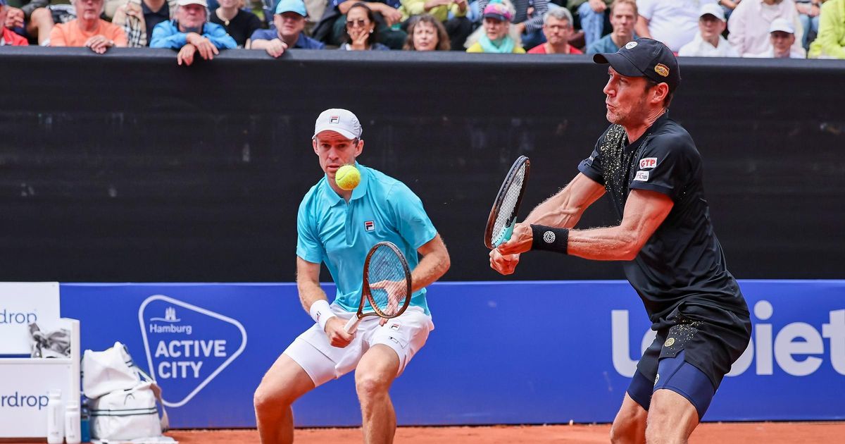 C. Frantzen & H. Jebens vs M. Ebden & J. Peers