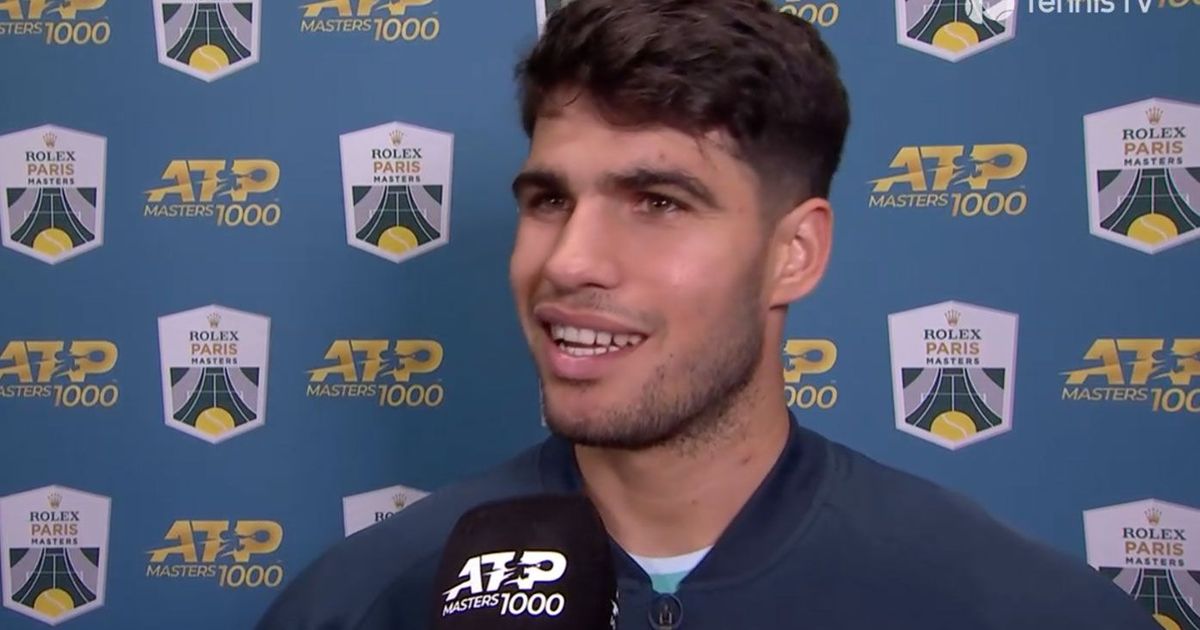 Alcaraz overcomes Jarry in opener