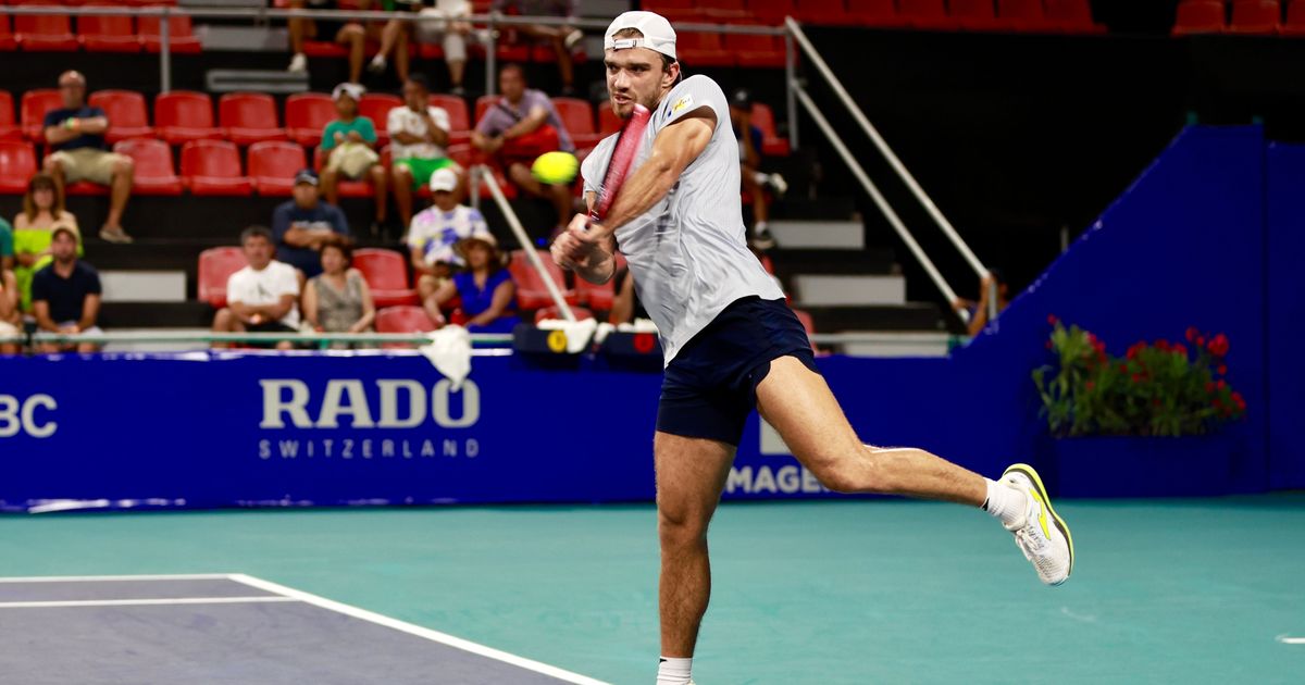 Jakub Mensik vs Tomas Machac - Short Highlights