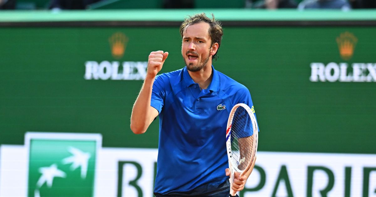 Daniil Medvedev vs Alexandre Muller - Short Highlights