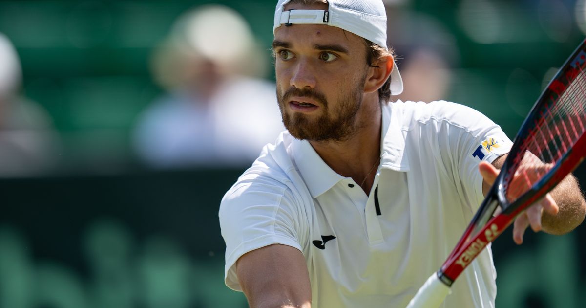 A touch of class from Machac!