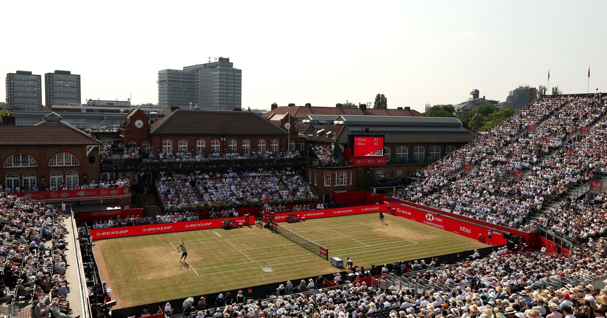 D. Stevenson & M. Willis vs H. Heliovaara & H. Patten