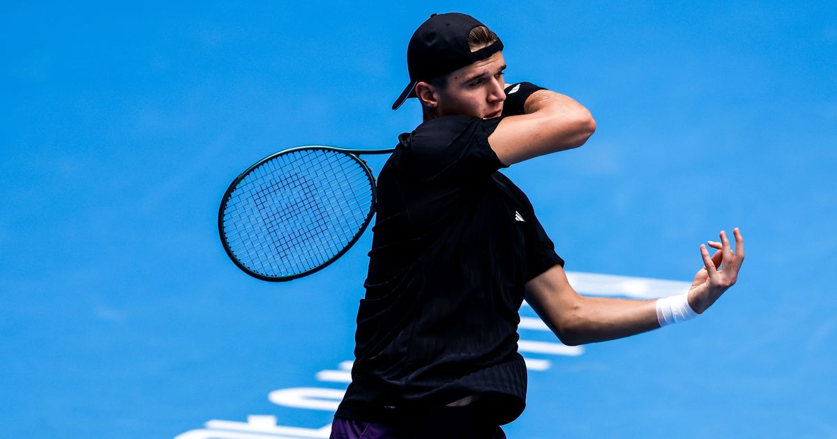 Alex de Minaur vs Jakub Mensik - Short Highlights